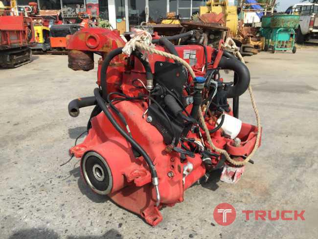 ขายเครื่องยนต์เรือ VOLVO PENTA 4สูบ 93แรงม้า มือ2ญี่ปุ่น สภาพสวยเ